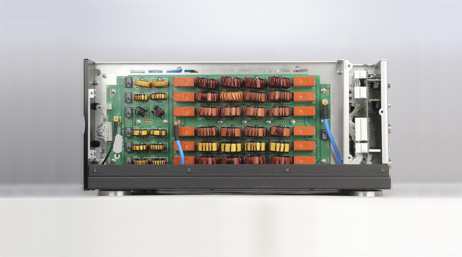 ACOM 2020S-240 ACOM 2020S Solid-State 1.8-54 MHz Linear Amplifiers | DX ...