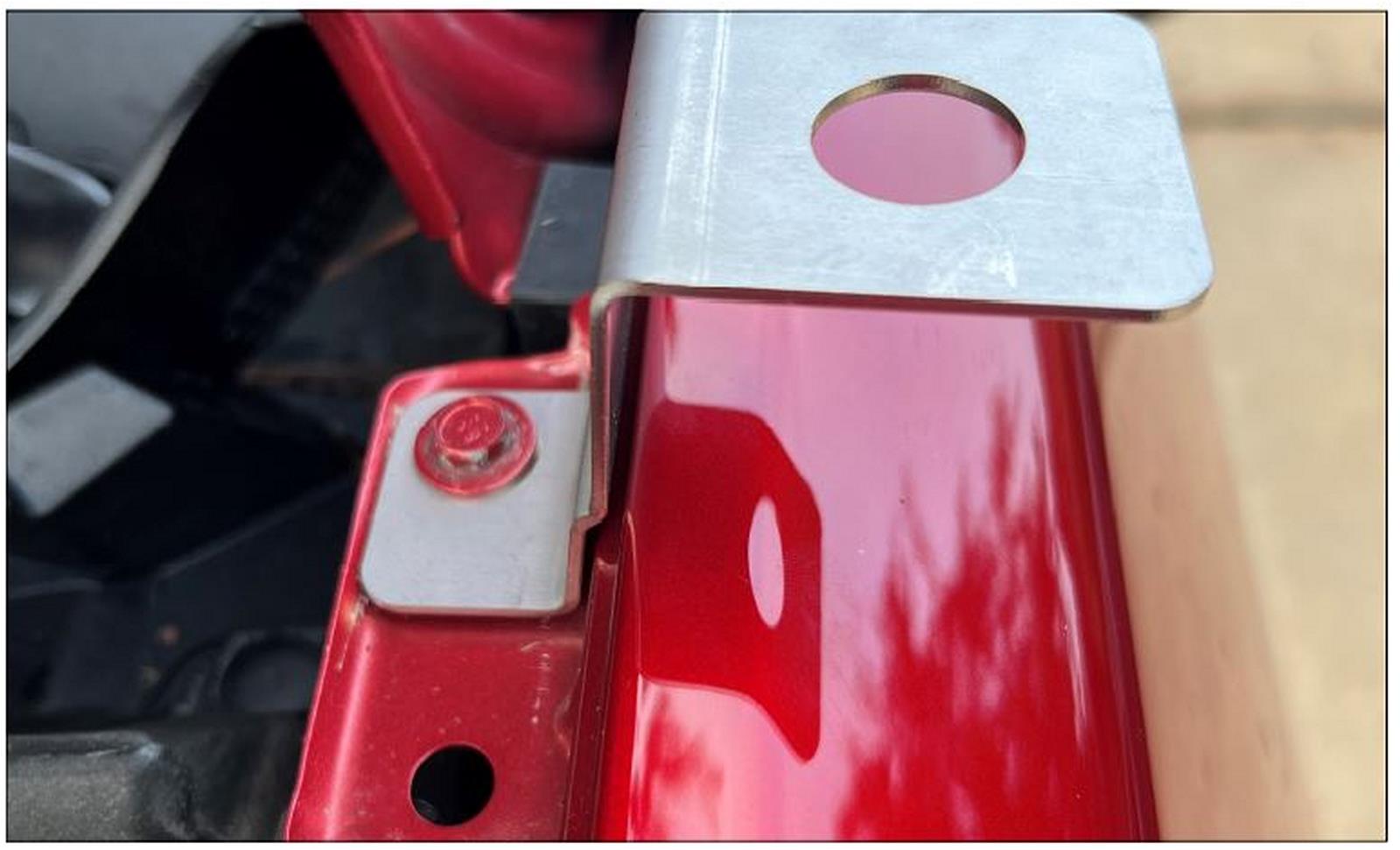 Comet Antennas CV4ANTNCG Comet Antennas No-Hole Fender Brackets | DX ...