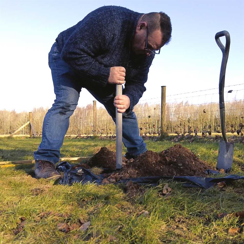 DX Commander SIGNATURE-9 DX Commander Signature 9 HF Multi-Band Vertical Antennas | DX Engineering