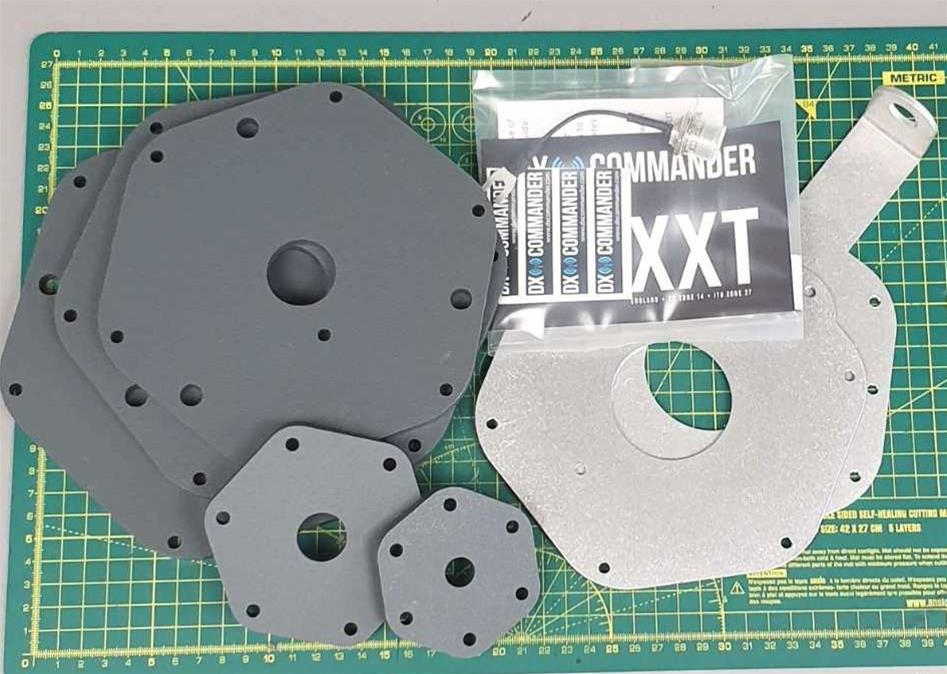 DX Commander SIGNATURE-18 DX Commander Signature 18 Nebula eXtreme HF ...