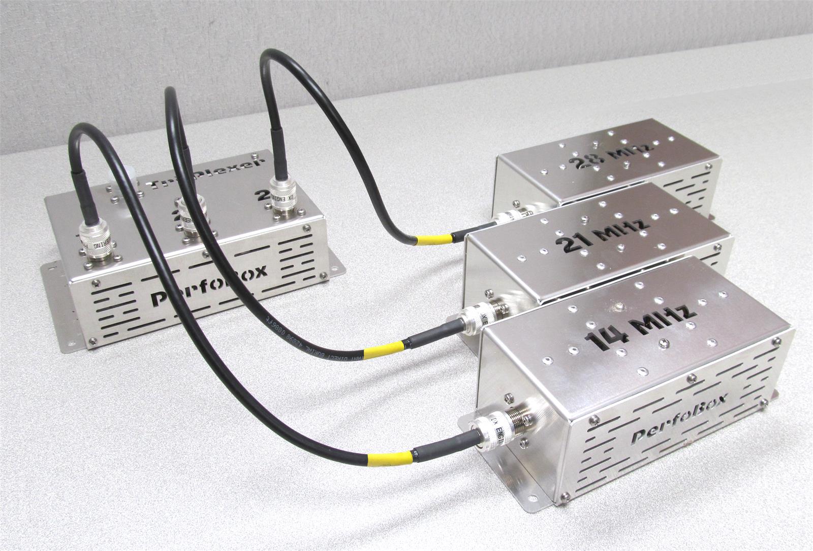 DX Engineering DXE-200FD-8X-P DX Engineering Field Day Triplexer Filter ...