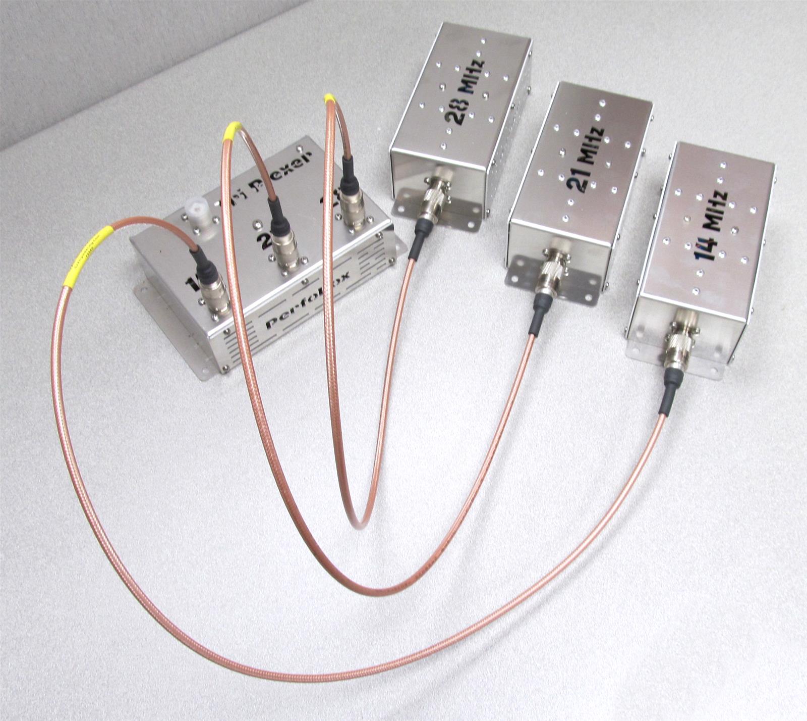 DX Engineering DXE-200FD-P DX Engineering Field Day Triplexer Filter ...