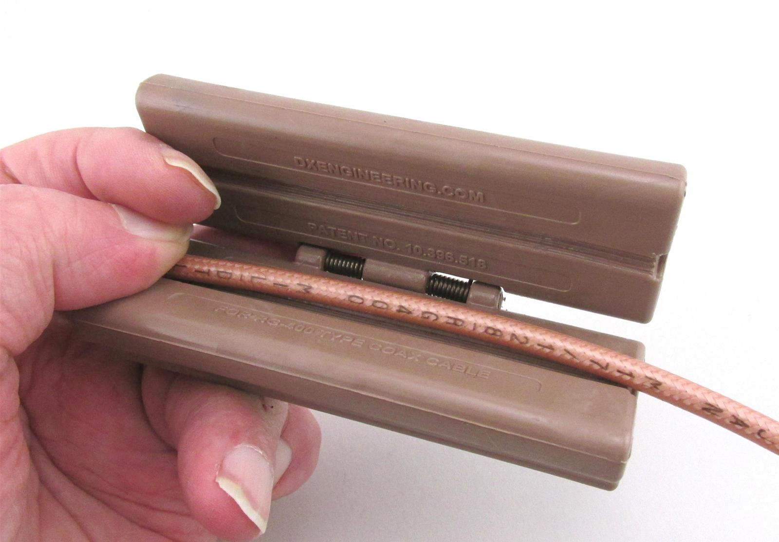 DX Engineering DXE-CGH-195 DX Engineering Coaxial Cable Grippers | DX ...