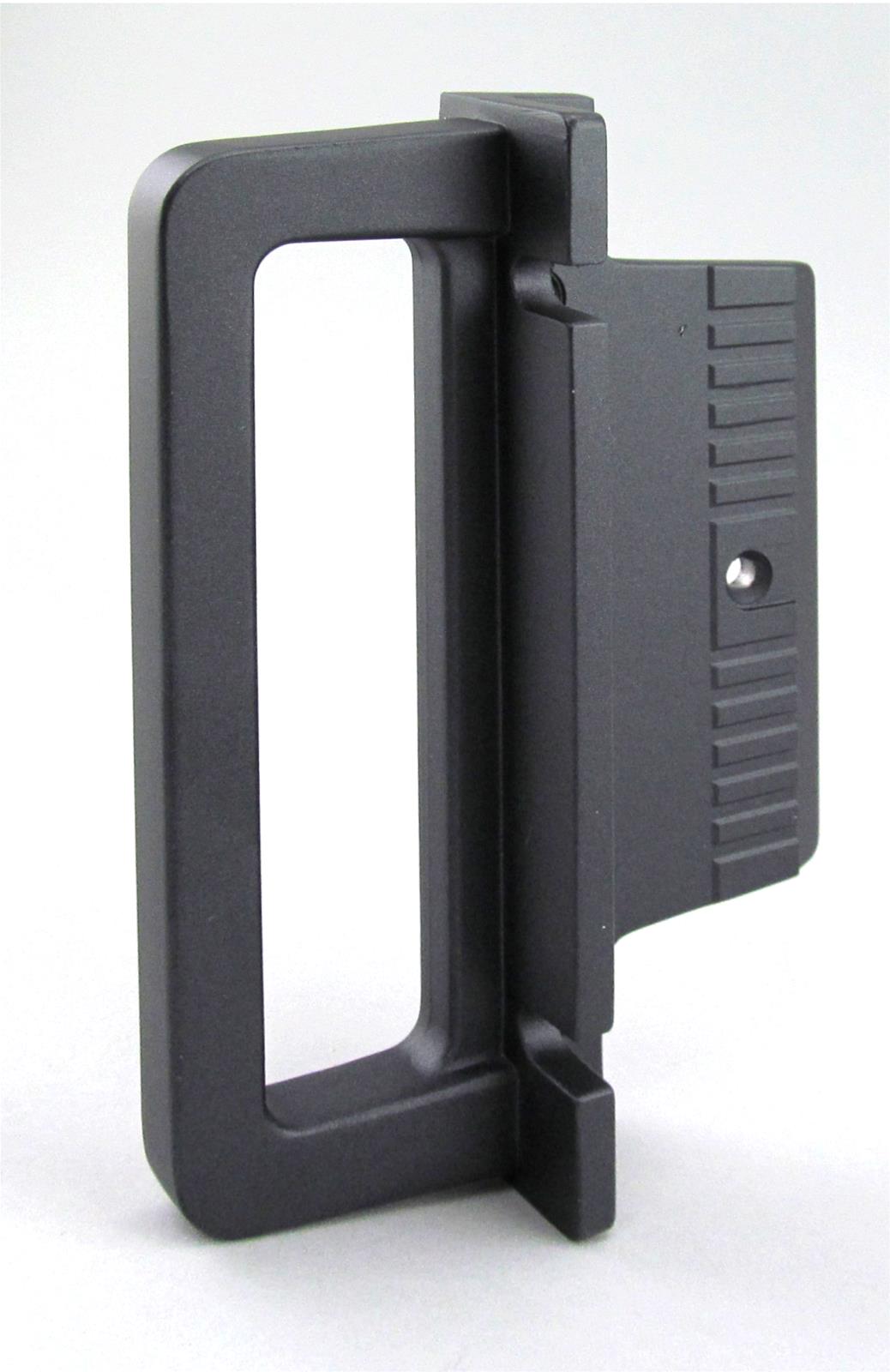 ICOM 8930061401 ICOM Transceiver Carrying Handles | DX Engineering