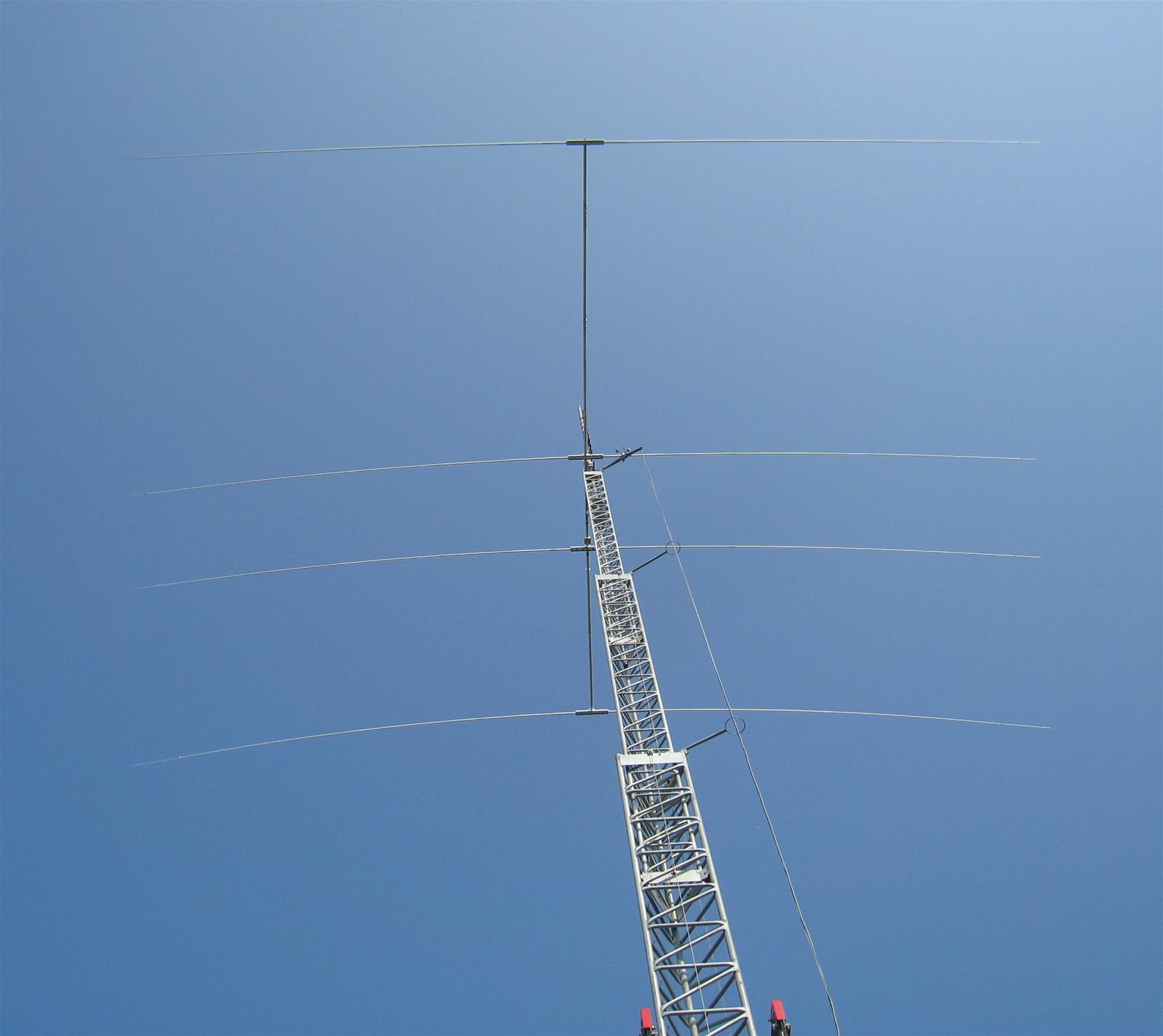 JK Antennas JK404GRANDE3 JK Antennas JK404 Grande 40-Meter Yagi ...