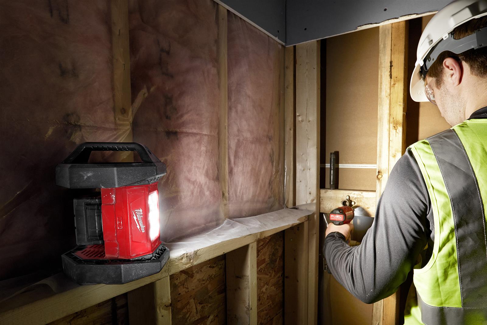 Milwaukee Tool 2361-20 Milwaukee M18 ROVER LED Flood Lights | DX ...