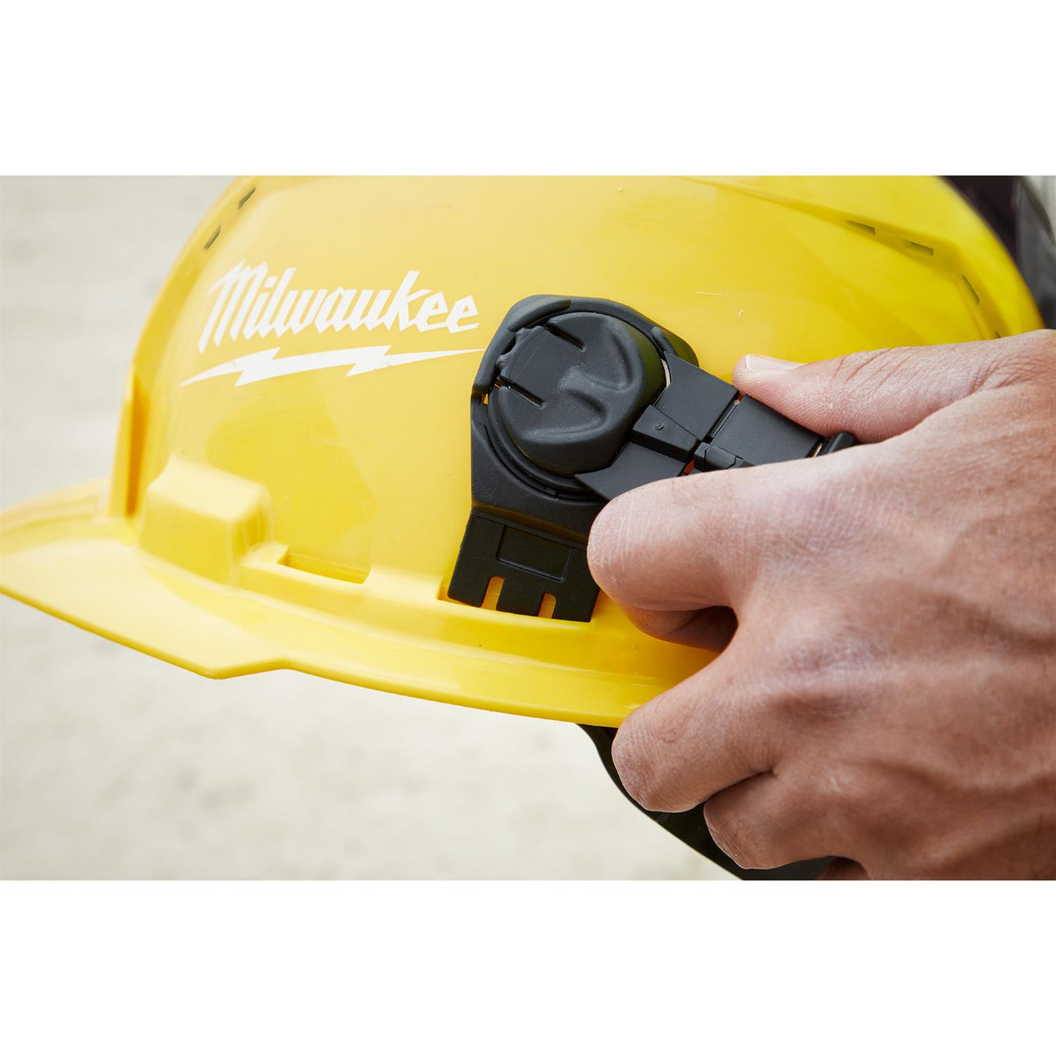 Milwaukee Tool 48-73-1202 Milwaukee Front Brim Vented Hard Hats with 4 ...