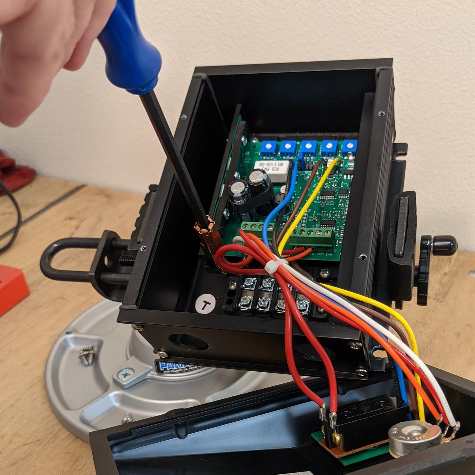 PANAVISE 367 PanaVise Vises | DX Engineering